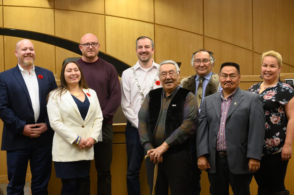 Iqaluit’s new mayor and councillors sworn in