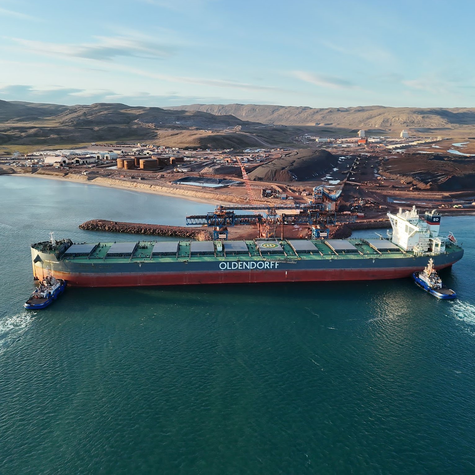 Pond Inlet man first to load ore on largest bulk carrier at Milne Inlet