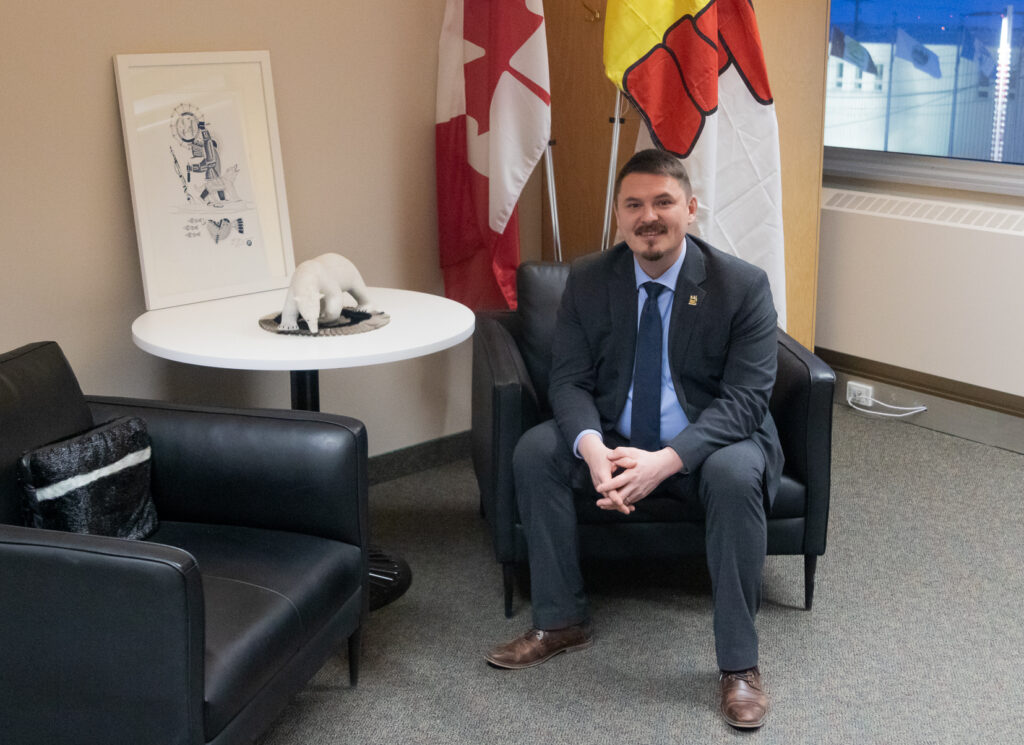 ‘Historic moment’: Nunavut signs devolution agreement with Canada