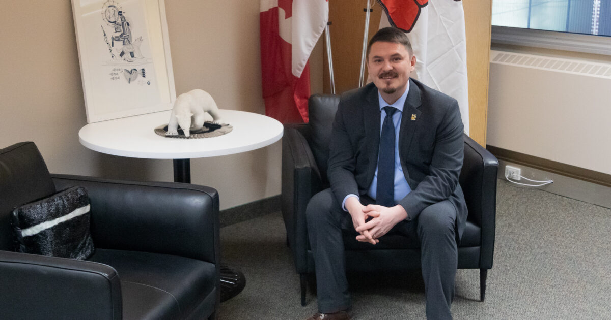 ‘Historic moment’: Nunavut signs devolution agreement with Canada