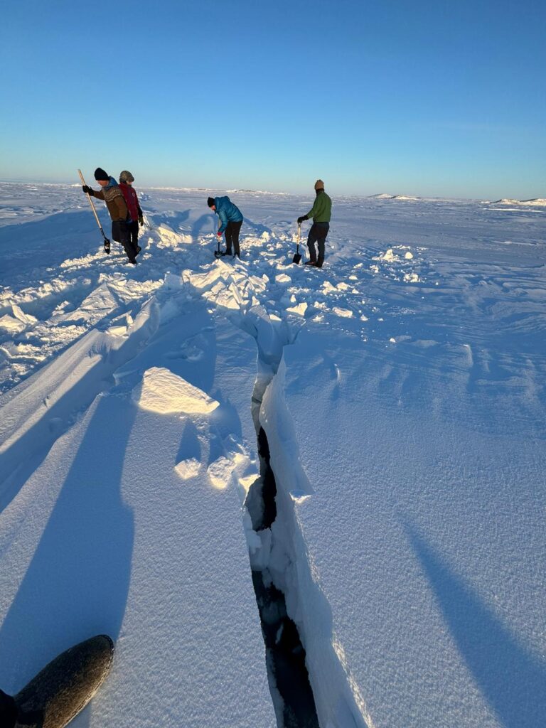 Head north: Expedition continues slow trek to the North Pole