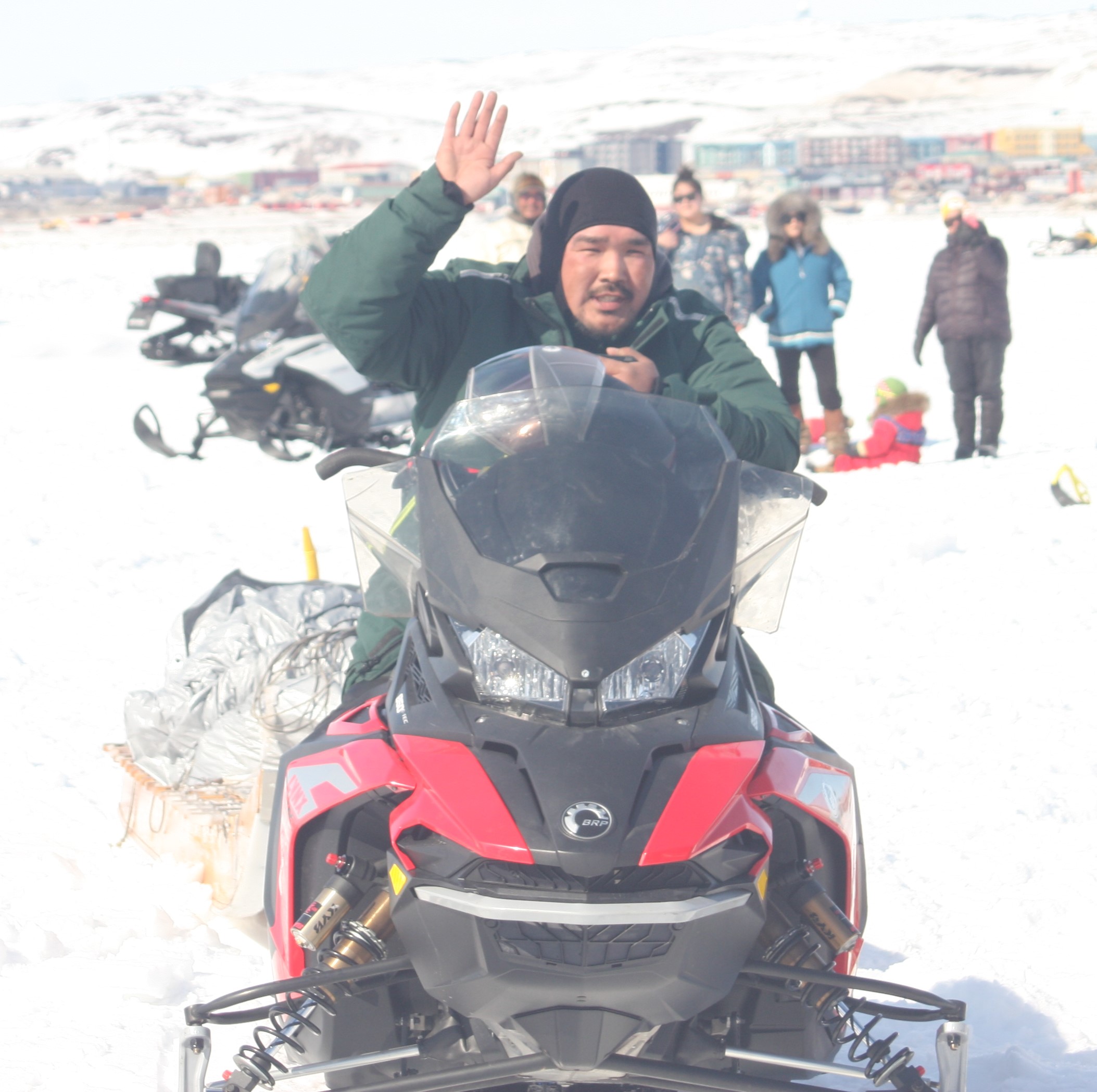 Two cousins and a buddy lead pack in Toonik Tyme snowmobile race