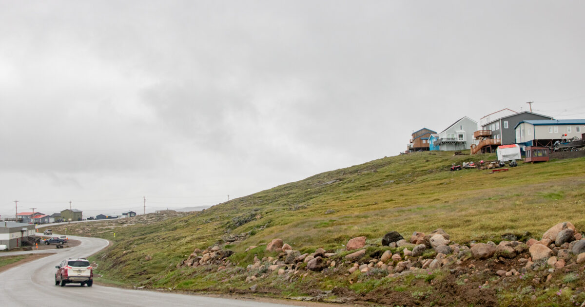Iqaluit council OKs rezoning, height restriction bylaws