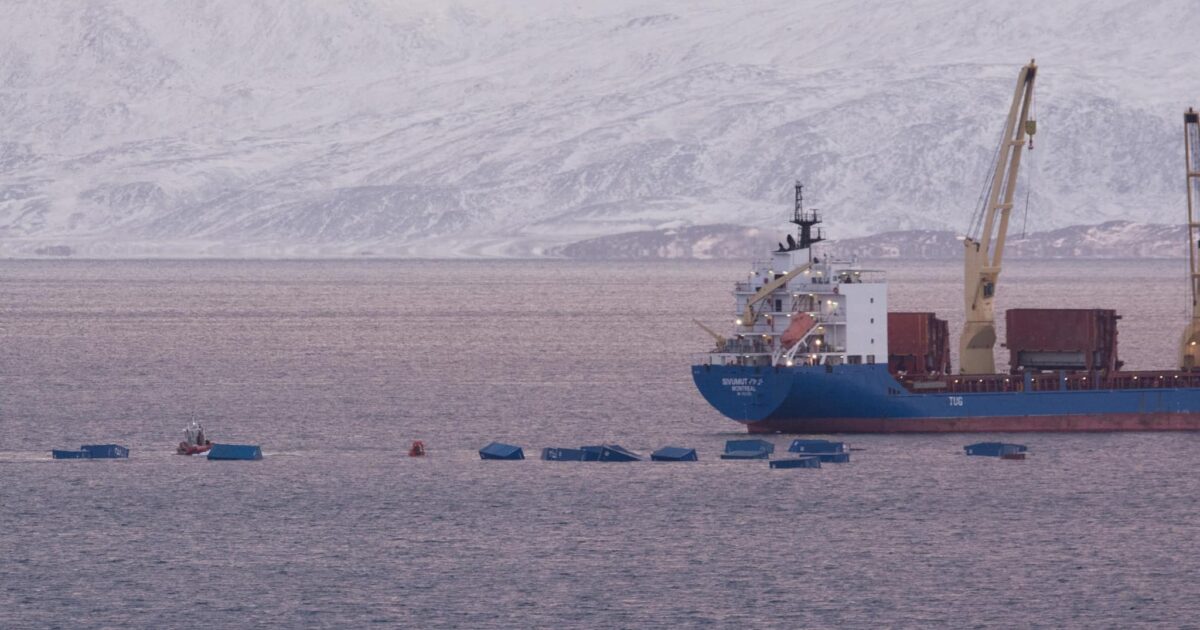 6 sealift containers from 2023 Iqaluit spill still underwater